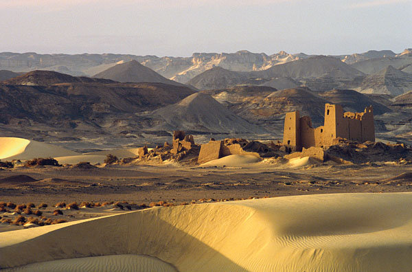 Egypt's Frontier Oasis - Archaeology Magazine Archive