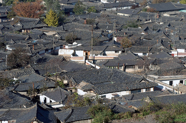 North Korea's Full Moon Tower - Archaeology Magazine Archive