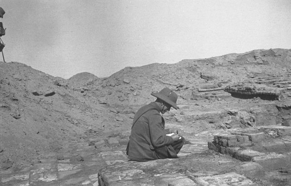 Passport to Antiquity - Archaeology Magazine Archive